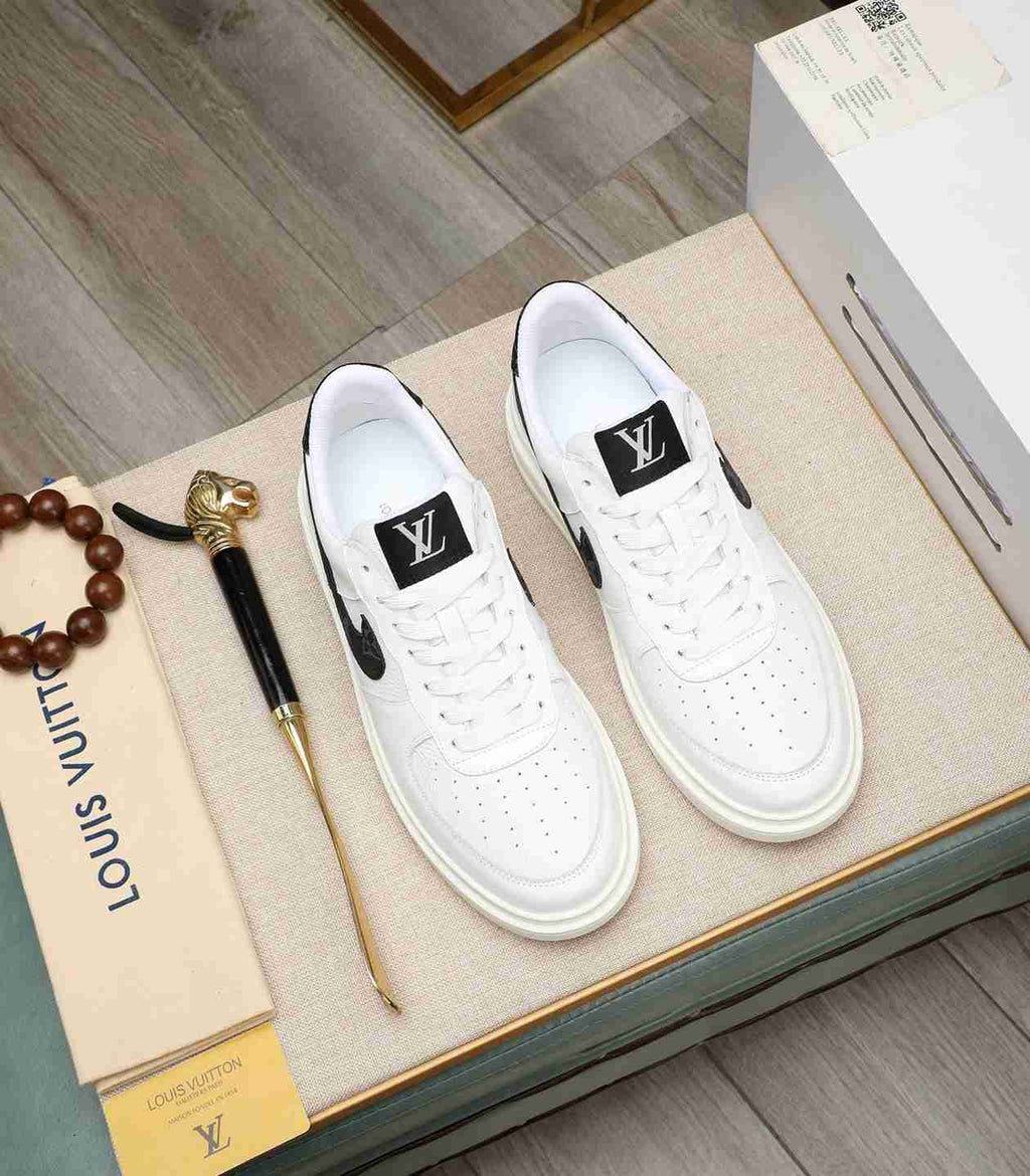 Louis Vuitton LV Logo Low-Top Sneakers White/Black – Vault Society